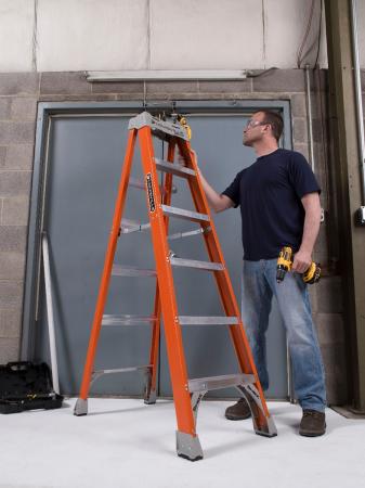 LOUISVILLE LADDER 8-FOOT FIBERGLASS STEP LADDER, TYPE IA, 300-POUND ...