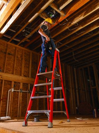 LOUISVILLE LADDER 8-FOOT FIBERGLASS PINNACLE PRO PLATFORM PLATFORM ...