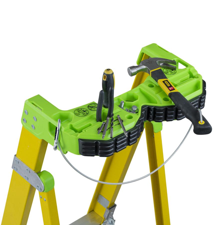 LOUISVILLE LADDER 4-FOOT FIBERGLASS CROSS PINNACLE PLATFORM AND LEANING ...